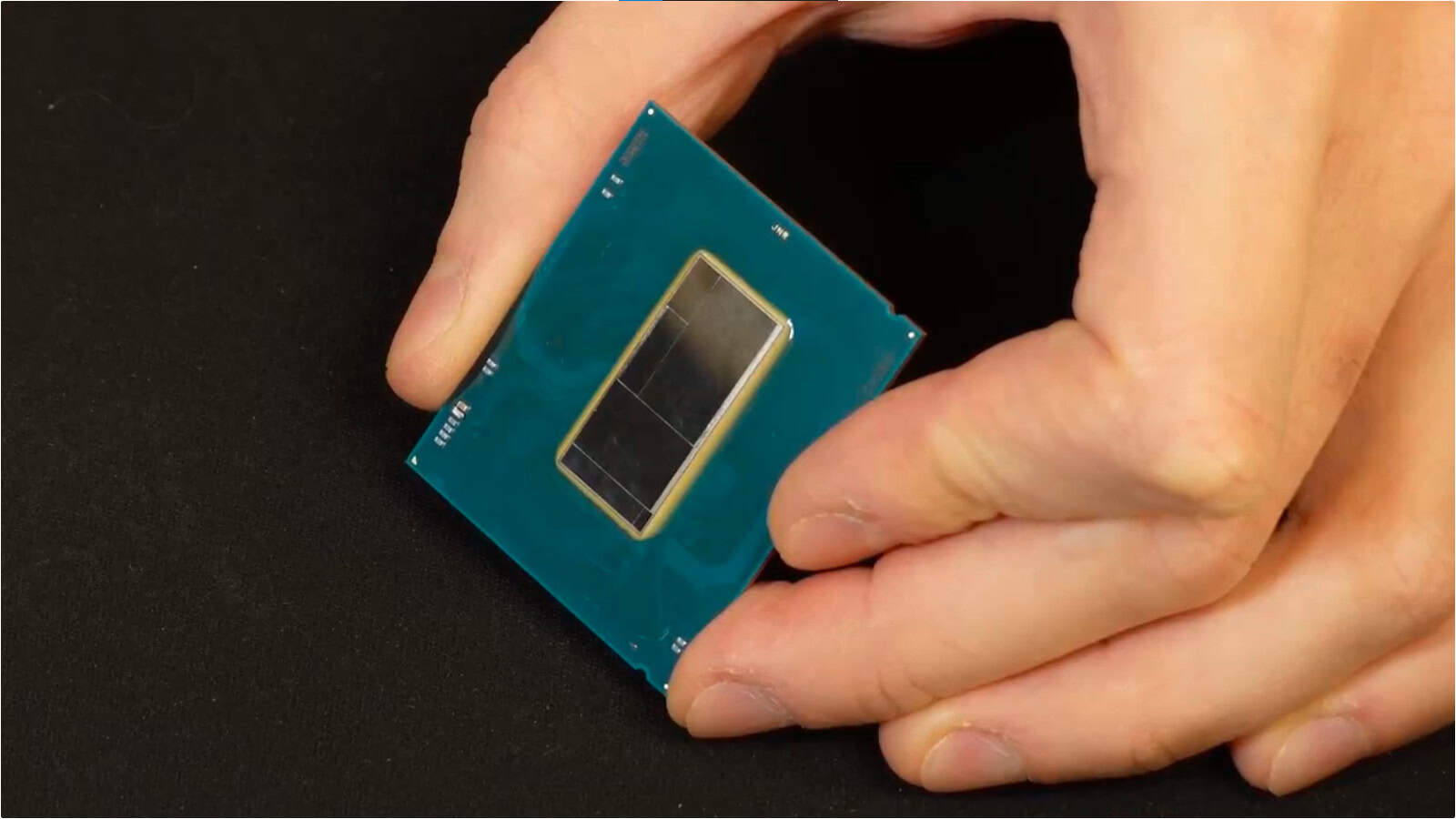 First look at a delidded Intel Core Ultra 200S processor surfaces on X ...